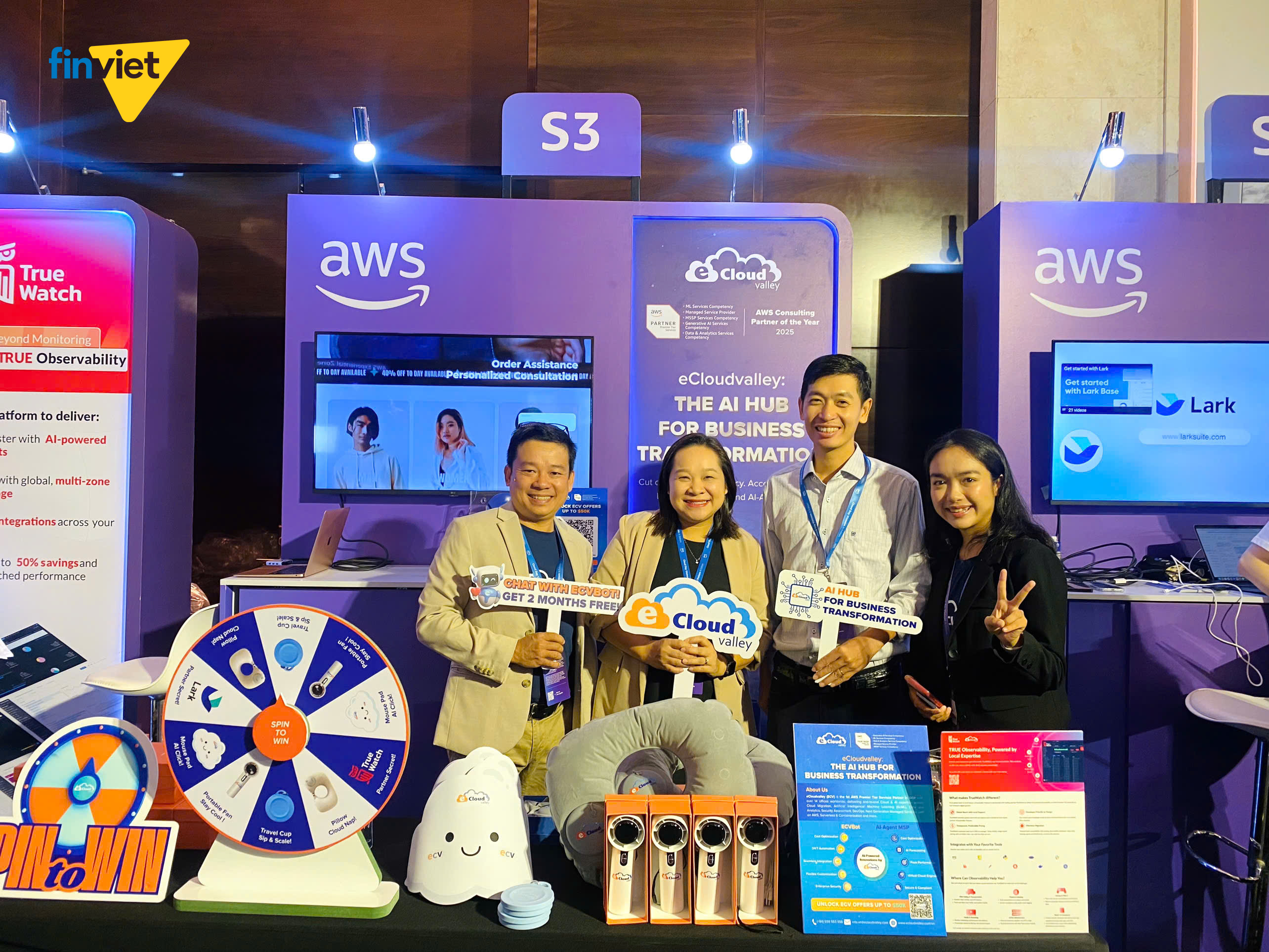 FINVIET VÀ HỆ SINH THÁI ECO GÓP MẶT TẠI AWS CLOUD DAY VIETNAM 2025 ...