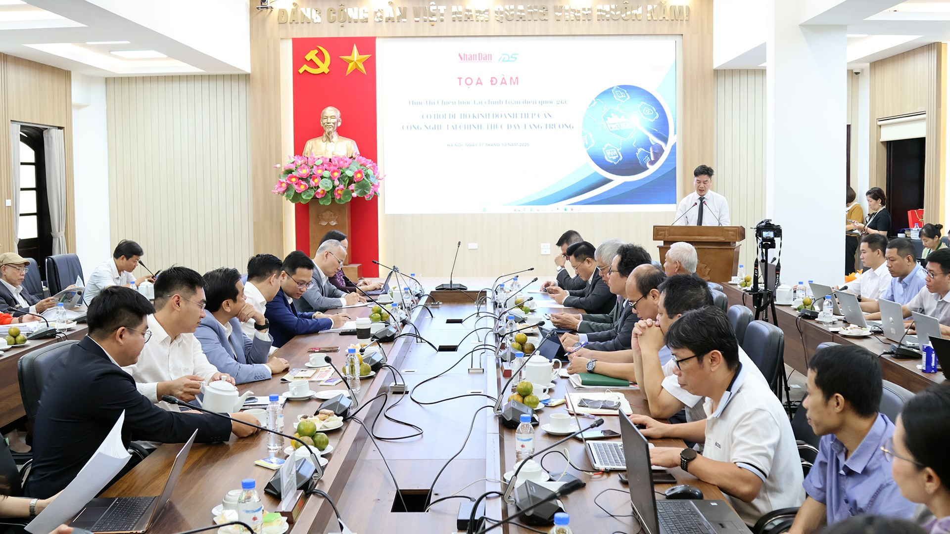 Tài chính toàn diện và chuyển đổi số: Động lực mới giúp hộ kinh doanh ...
